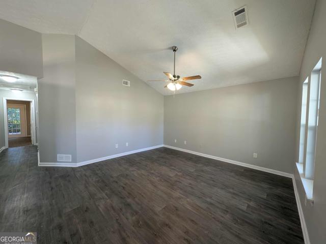 105 Wedgewood Walk