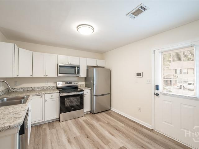 105 Westchester Drive # A8