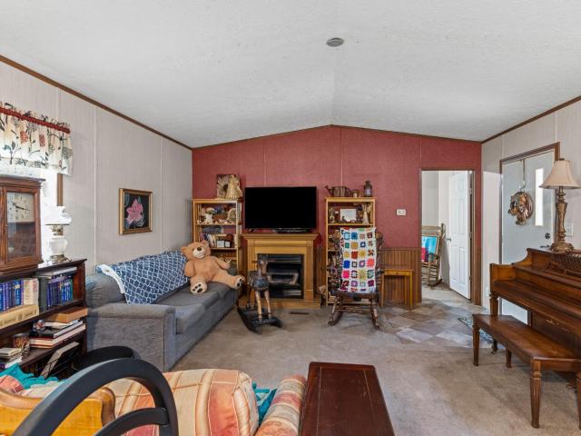 105 Whisperridge Court