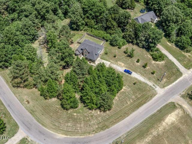 105 Whitetail Lane