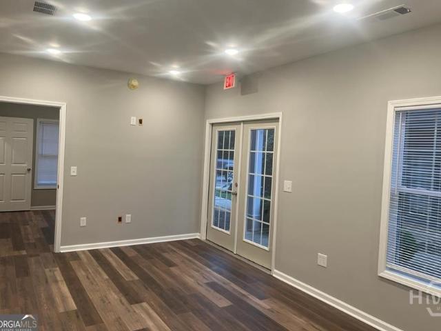 105 Whitehead Road # 5