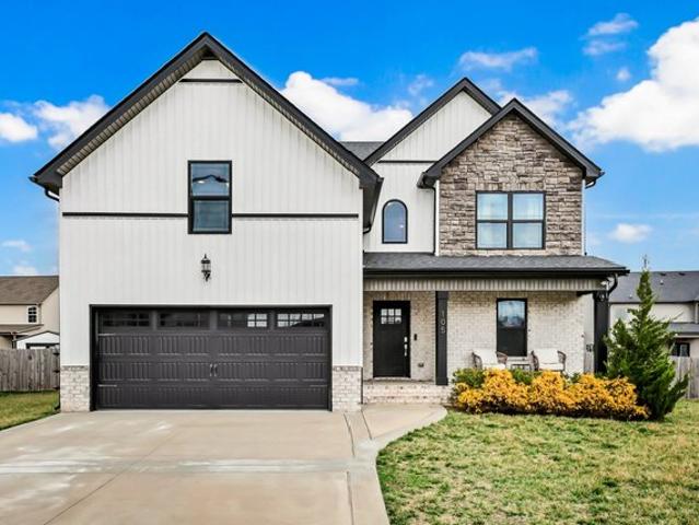 105 Wilburn Ct, Clarksville, TN 37043