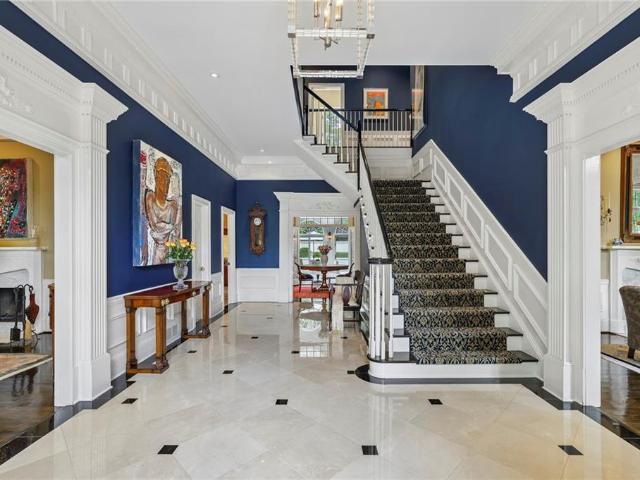 105 Wilderbluff Court