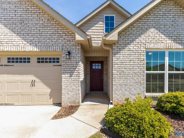 105 Williams Pointe Boulevard SW