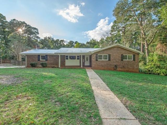 105 Windcreek Ln, Enterprise, AL 36330