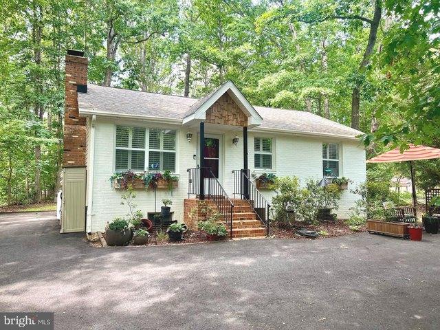 105 Tall Pines Ave, Locust Grove, VA 22508