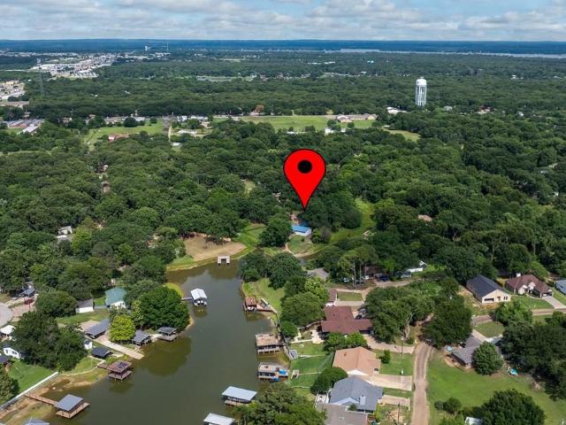 105 Tarno Lane