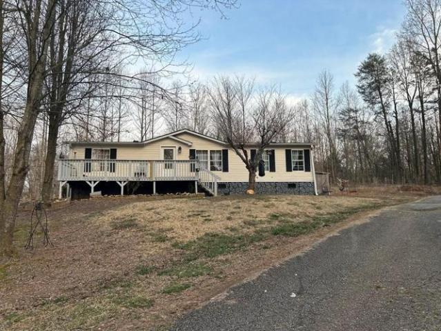 105 Teakwood Dr, Alto, GA 30510