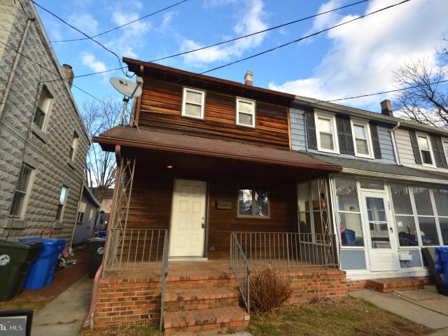 105 Thompson St, Burlington, NJ 08016 | MLS #NJBL2102