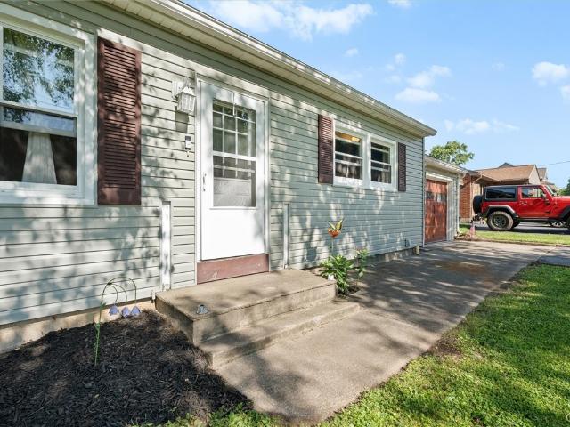 105 Throop Avenue