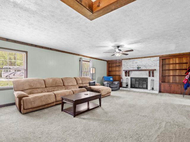 105 Twin City Circle