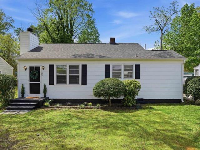 105 Tyler Ct, Spartanburg, SC 29301