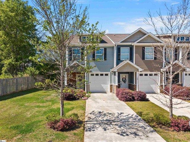 105 Valley Creek Dr, Boiling Springs, SC 29316