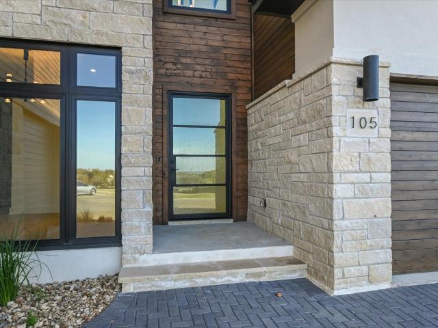105 Via Roma Ct, Horseshoe Bay, TX 78657 | MLS #177165 | Compass