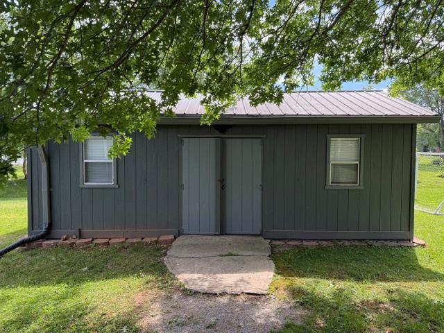 105 Vickers Dr