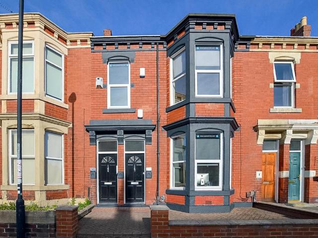 £105pppw Cartington Terrace. 6 bed flat to rent £2,730 pcm £630 pw