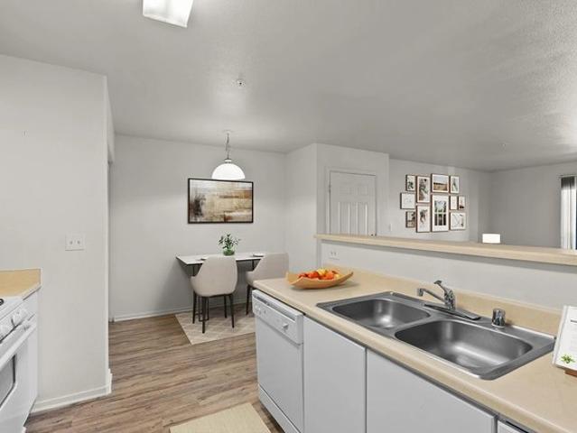 10640 N McCarran Blvd, Reno, NV 89503