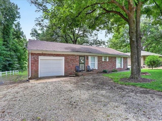 10641 Ben Lomond Cv, Hernando, MS 38632