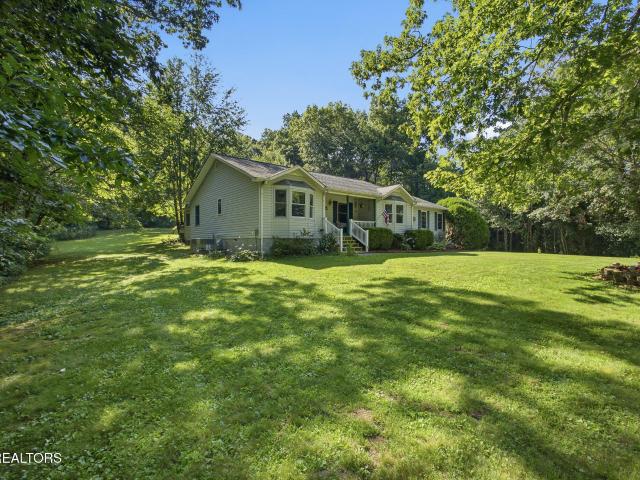 10647 Hwy 127 N