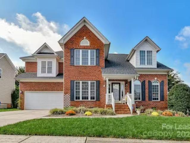 10645 Castlehill Drive, Huntersville, NC 28078