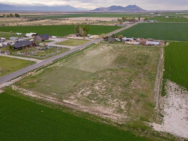 10645 N 10800 W Unit 1, Tremonton, UT 84337
