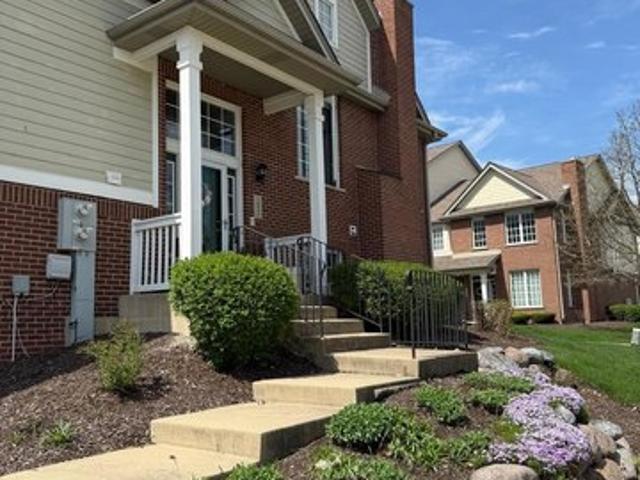 10646 Gabrielle Ln, Orland Park, IL 60462