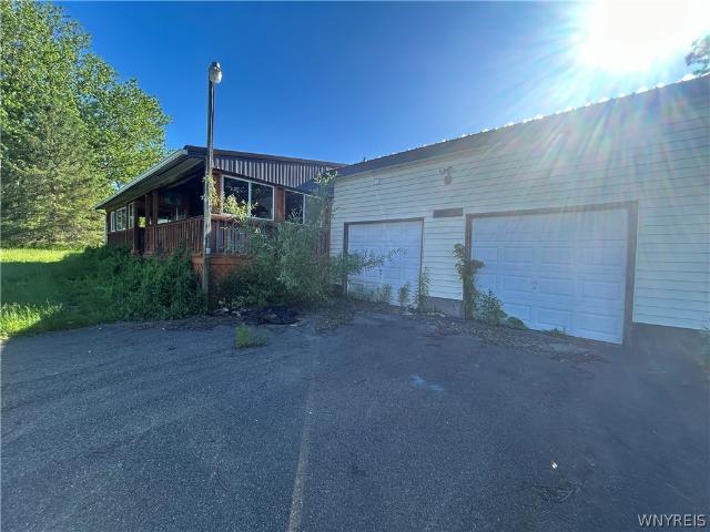 10649 North Road