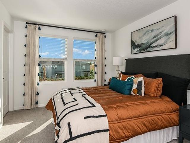 10649 Orbit Ter, Sarasota, FL 34241