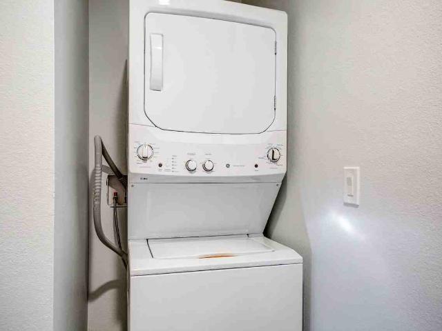 1064 N. Escondido 2 Bedroom Apartment for Rent at 1064 N Escondido Blvd, Escondido, CA 92026 Central Escondido