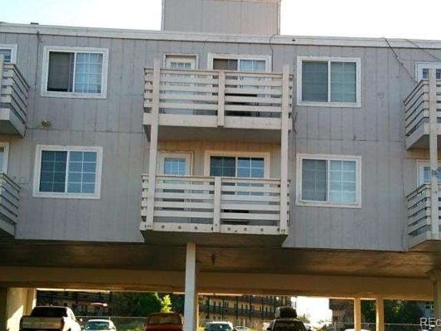 1064 Chambers Ct Apt 105, Aurora, CO 80011
