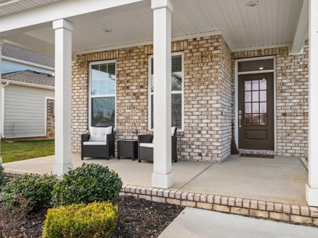 1064 Ewell Farm Cir