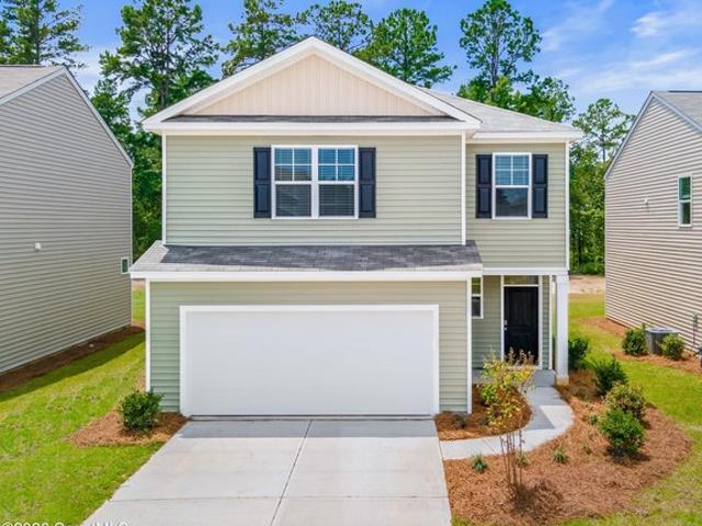 1064 Lakes Blvd, Brunswick, GA 31525