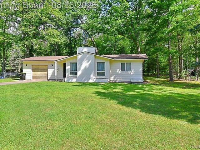1064 Leeward Ln, Richfield Township, MI 48656