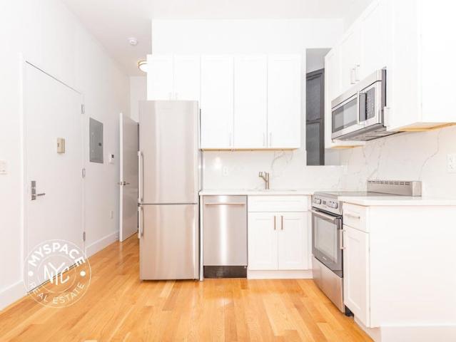 #1064 Rooms in 2Br/1Ba in Bedford Stuyvesant