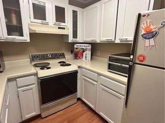 1064 Stonegate Dr Apt C, Auburn, AL 36832
