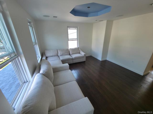1064 th Street