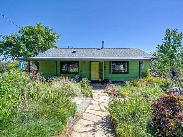 10650 Atwood Rd, Auburn, CA 95603