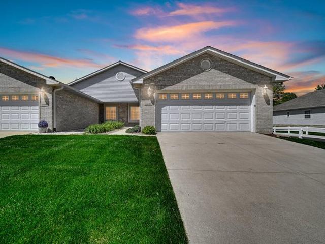 10650 Keystone Ln, Crown Point, IN 46307
