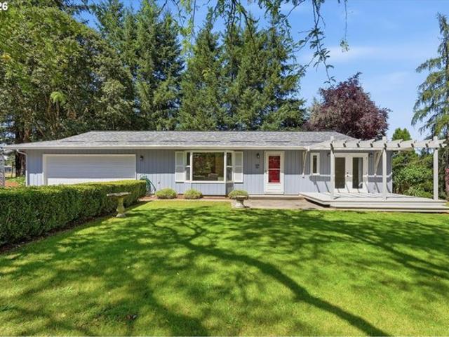 10650 NE Fox Farm Rd, Dundee, OR 97115