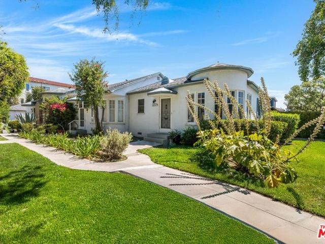 10651 Whipple St, Toluca Lake, CA 91602