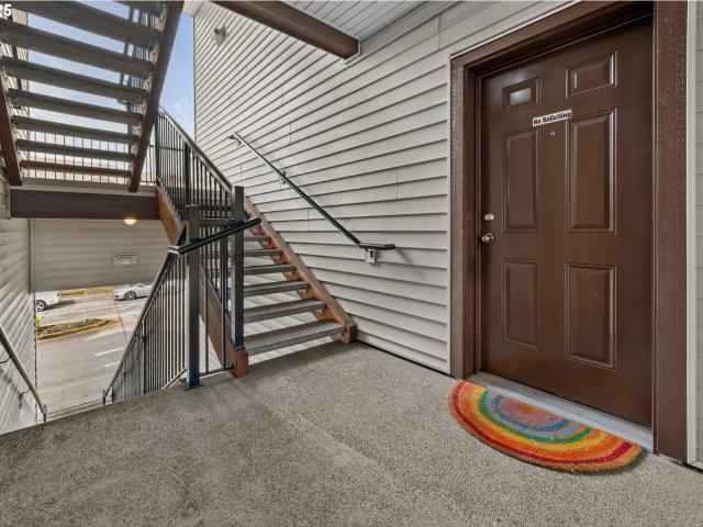 10654 ne holly st # 204