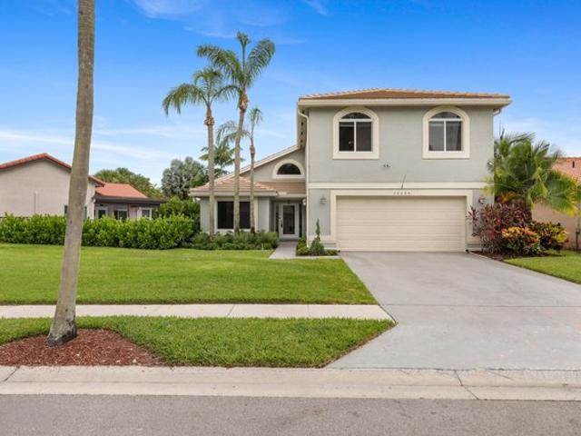 10654 Santa Laguna Dr, Boca Raton, FL 33428