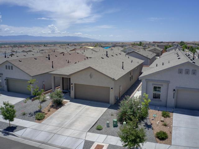 10658 Valedon Lane SW