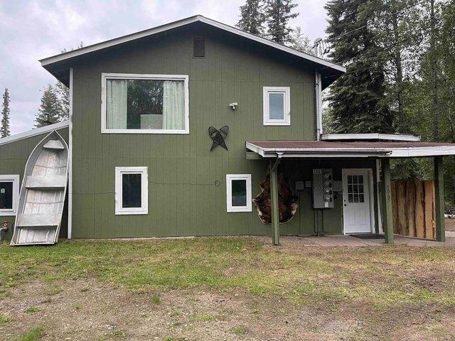 1065 Meadow Rue Ave, North Pole, AK 99705