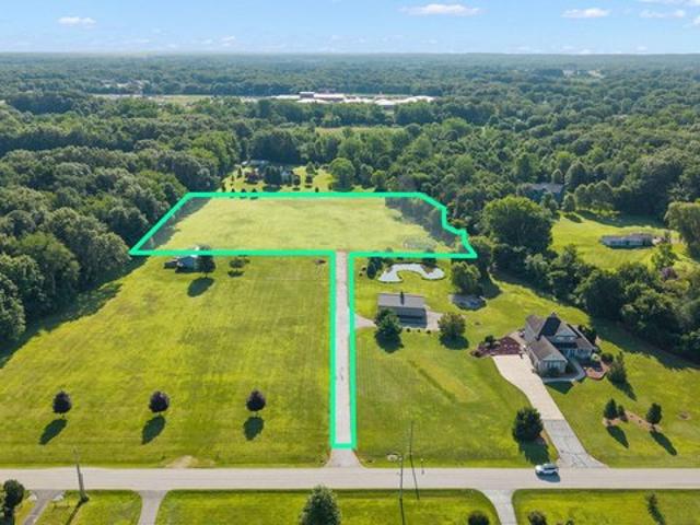1065 N 50 W, Chesterton, IN 46304