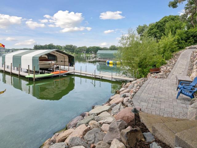 1065 Bayside Lane