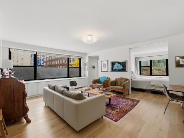 1065 Park Avenue, New York, NY