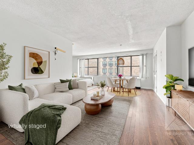 1065 Park Avenue, New York, NY