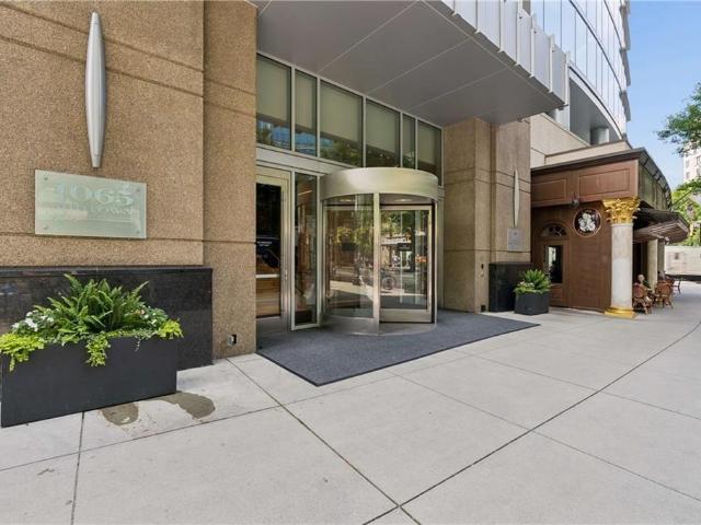 1065 Peachtree Street NE 3301