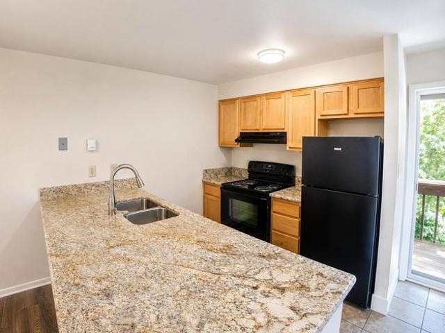 1065 University Ave Apt 115, Boulder, CO 80302